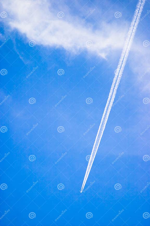 Jet trails stock image. Image of plane, jetliner, blue - 2827253