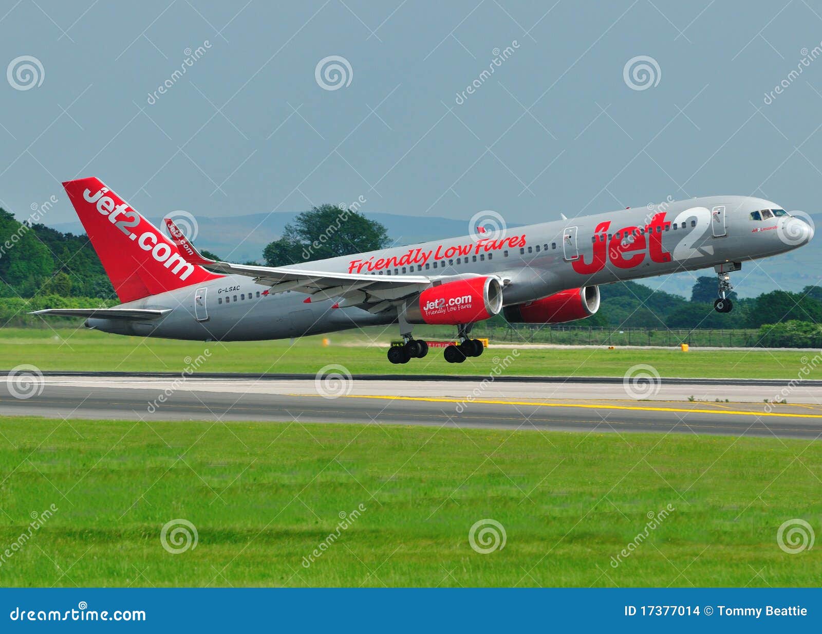 Jet2.com Boeing 757 editorial stock image. Image of airlines - 17377014