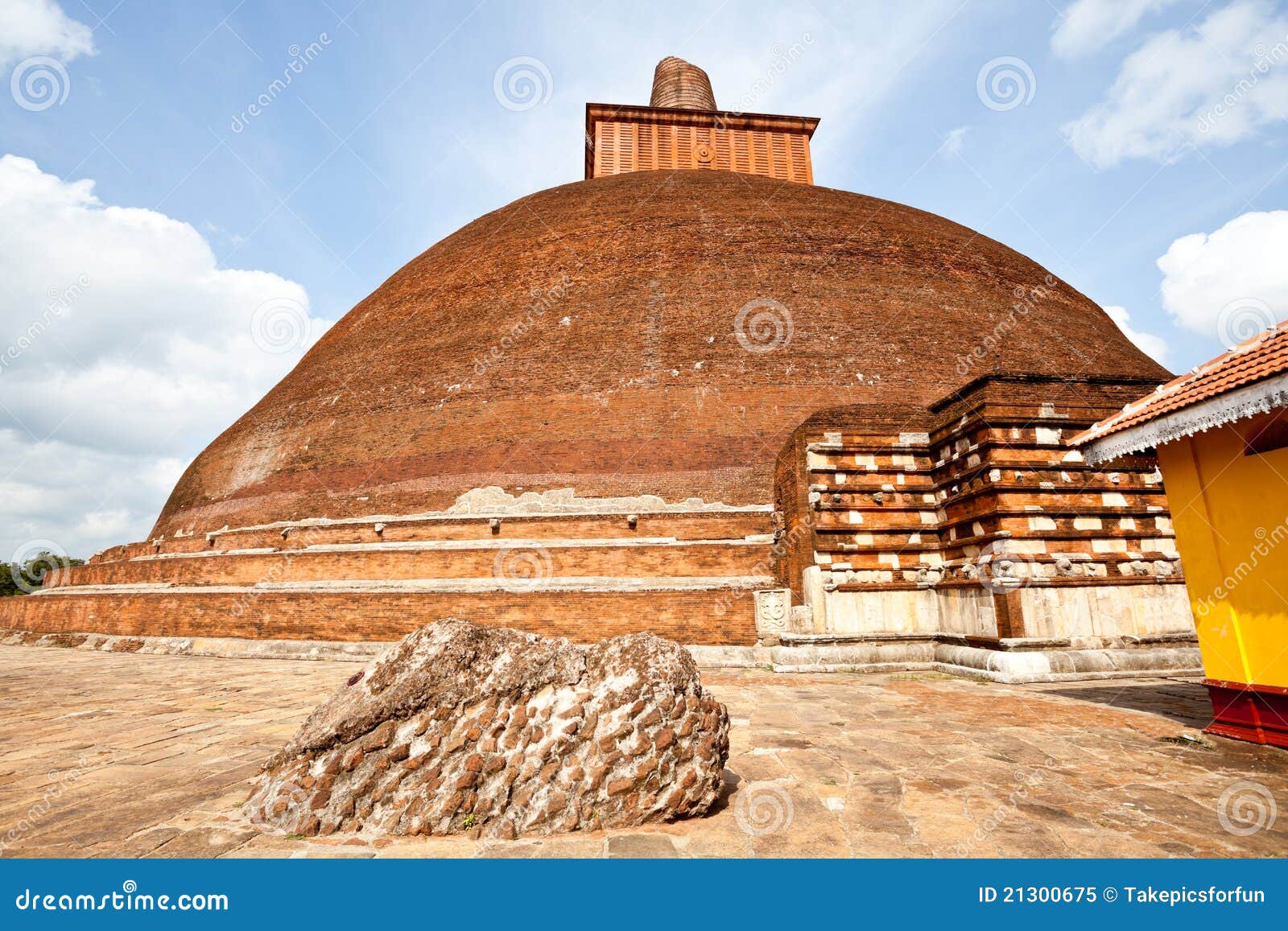 Jetavanaramaya, Anuradhapura, Sri Lanka Stock Image - Image of ...