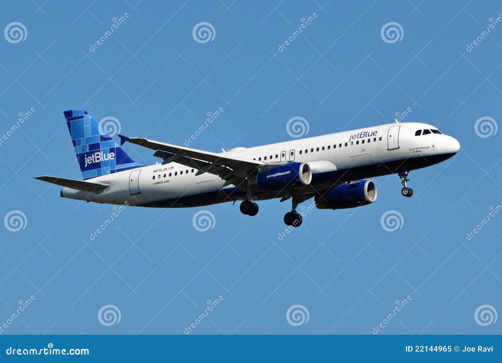 JetBlue Airways Airbus A320 Landing Editorial Image - Image of airplane ...