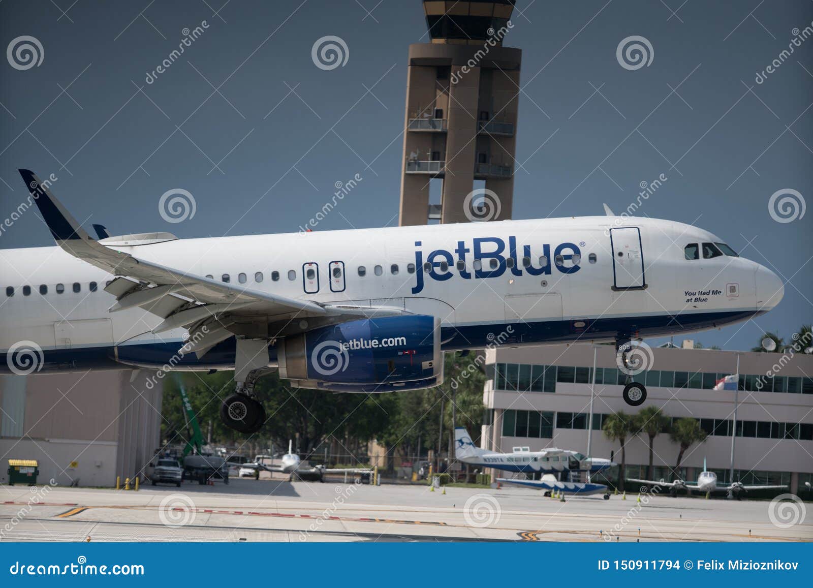 Jetblue Coming in for Landing Take Off Departure Arrival Stock Photo ...