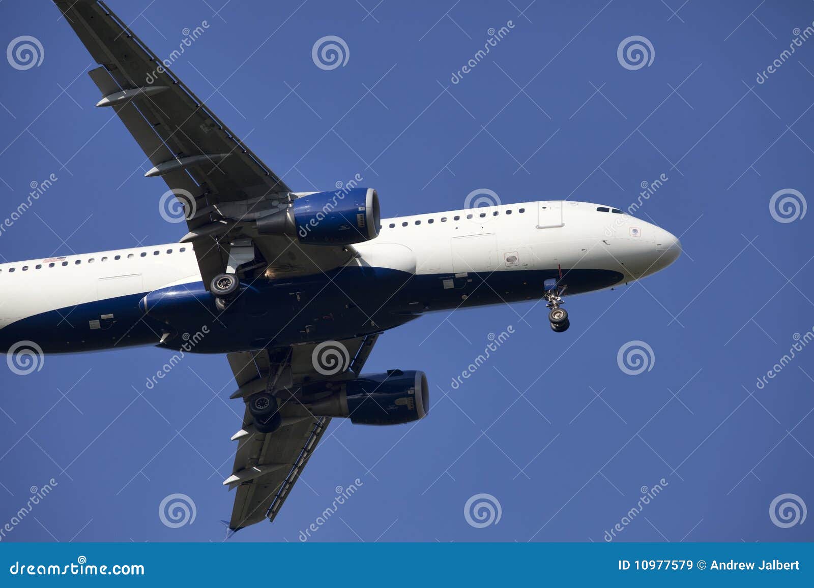 Jetliner stock image. Image of aircraft, airport, flight - 10977579