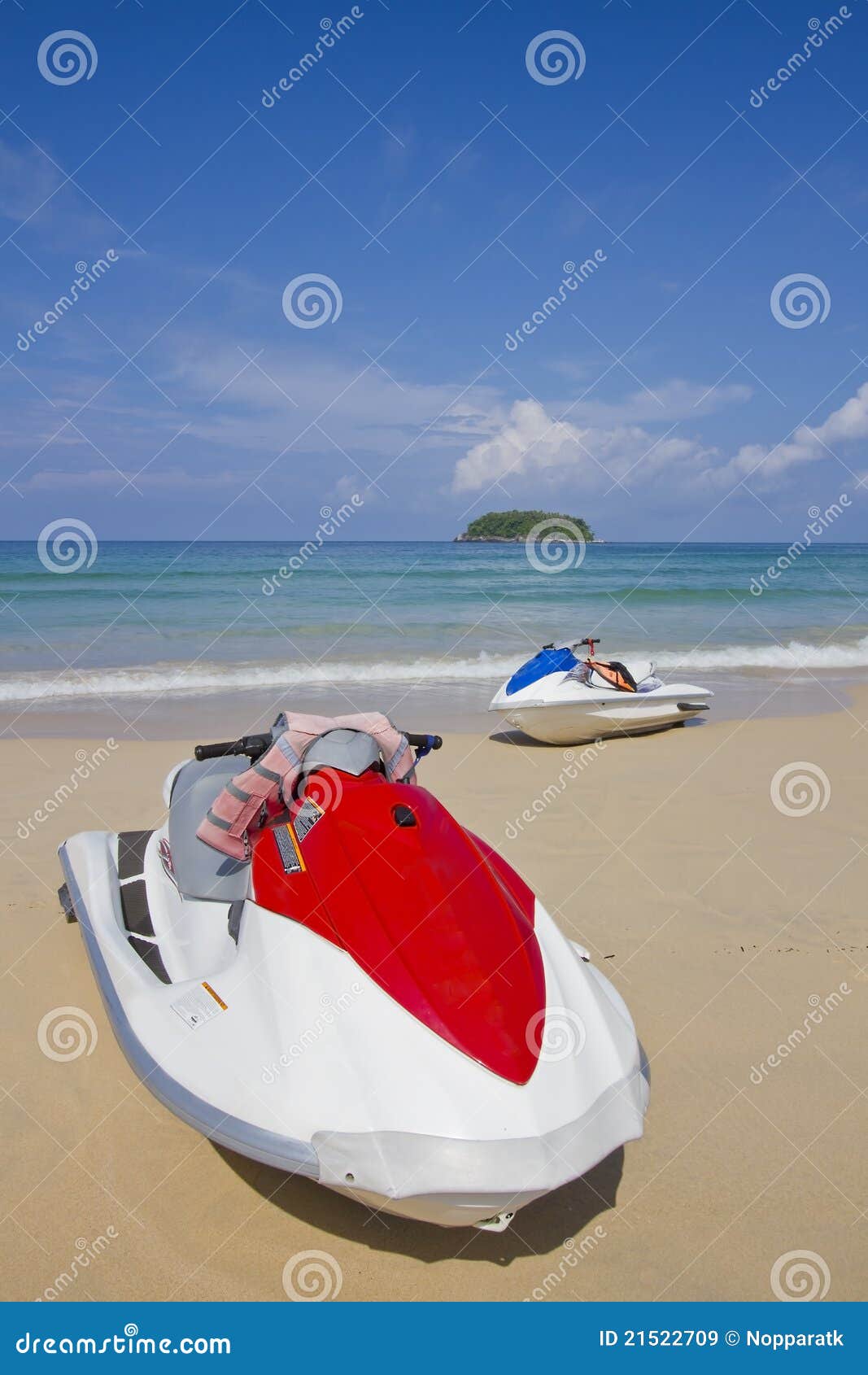 Jetski on the beach. stock image. Image of nature, outdoor - 21522709