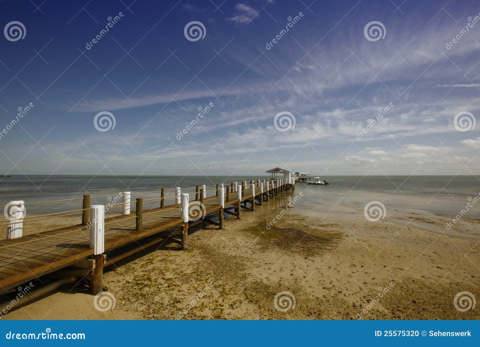 Jetty on the beach stock photo. Image of relaxation, calm - 25575320