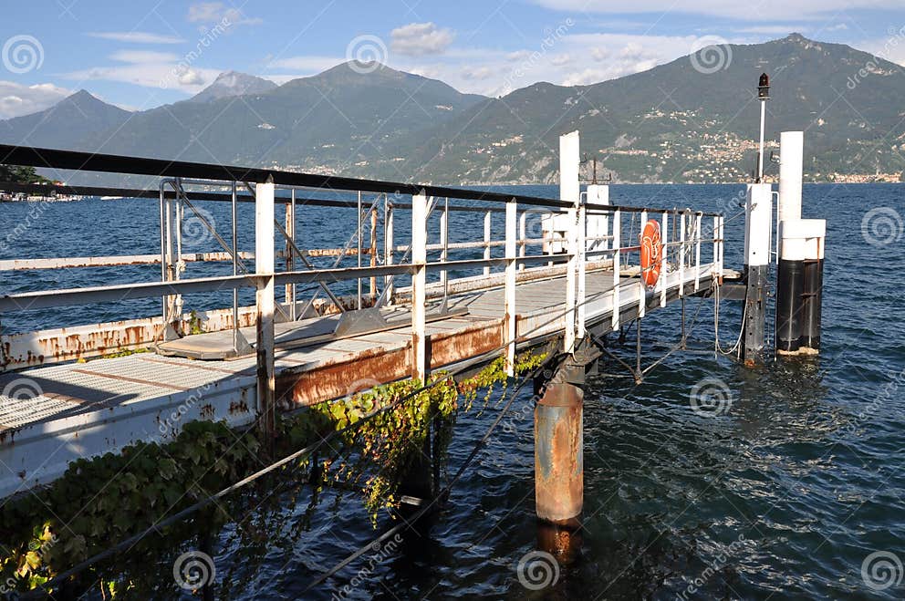 Jetty on lake Como stock image. Image of coast, relaxation - 79721661
