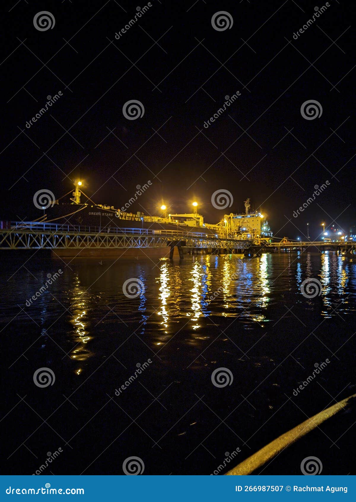 GREEN STARS JETTY PORT PERTAMINA CILACAP INDONESIA Stock Image - Image ...