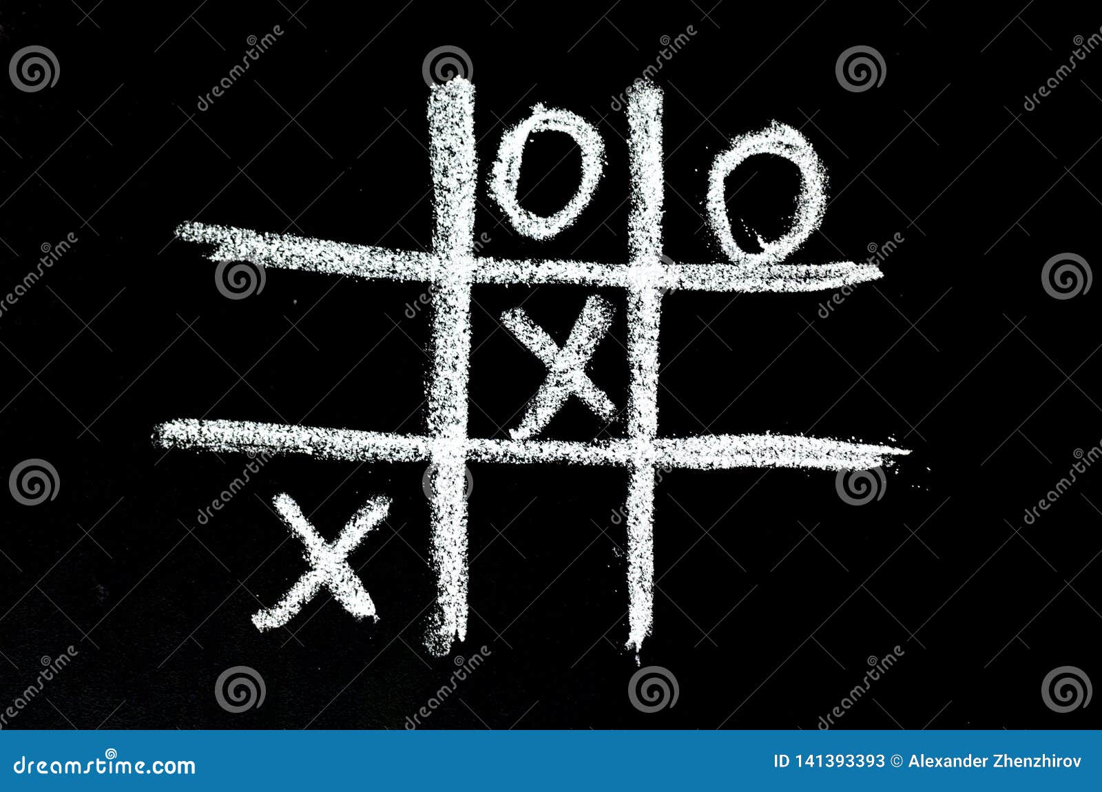 Jeu De Morpion Sur Le Tableau Image stock - Image du attraction ...