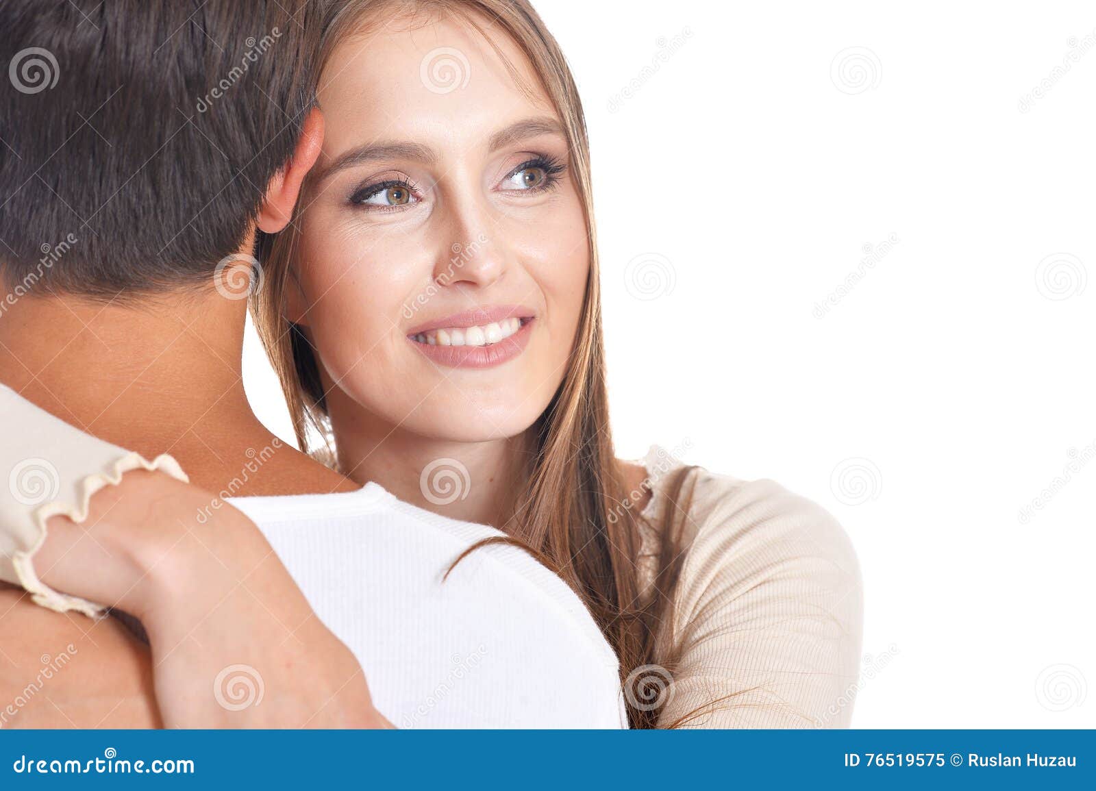 Jeune Embrassement Heureux De Couples Image stock - Image du homme ...