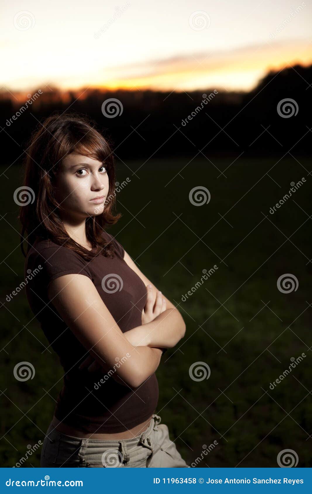 Jeune Verticale De Ladolescence Photo Stock Image Du Adhérence
