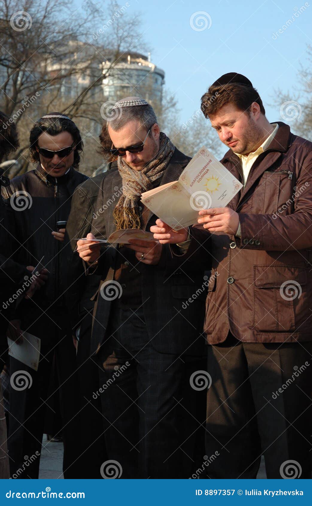 Jewish Community is Blessing the Sun in Odessa Editorial Photography ...