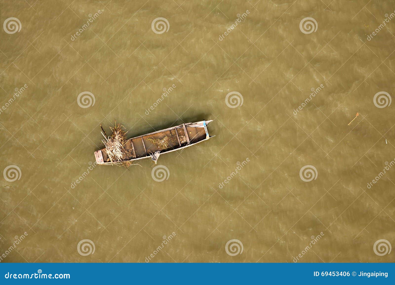 Jialing River Floating Half-sunken Ship Stock Photo - Image of cloudy ...