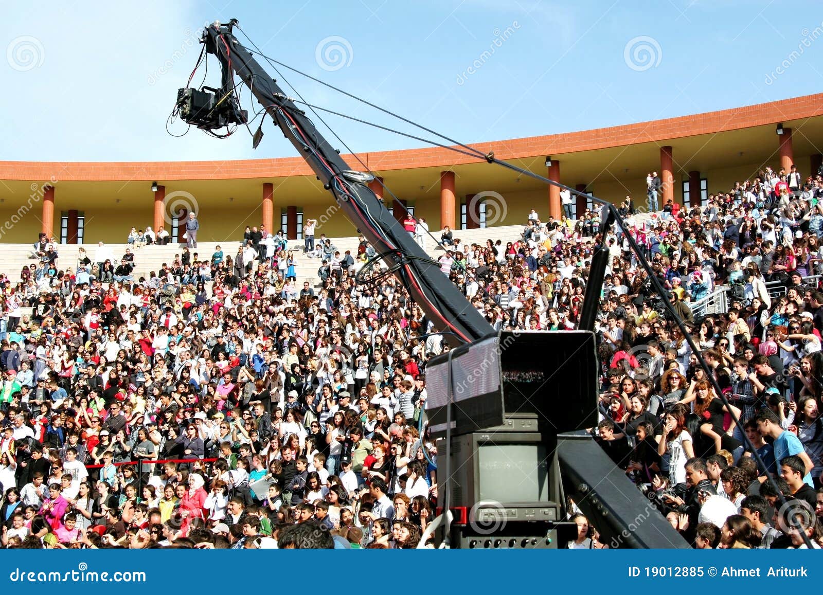 JIB camera on record editorial image. Image of outdoor - 19012885
