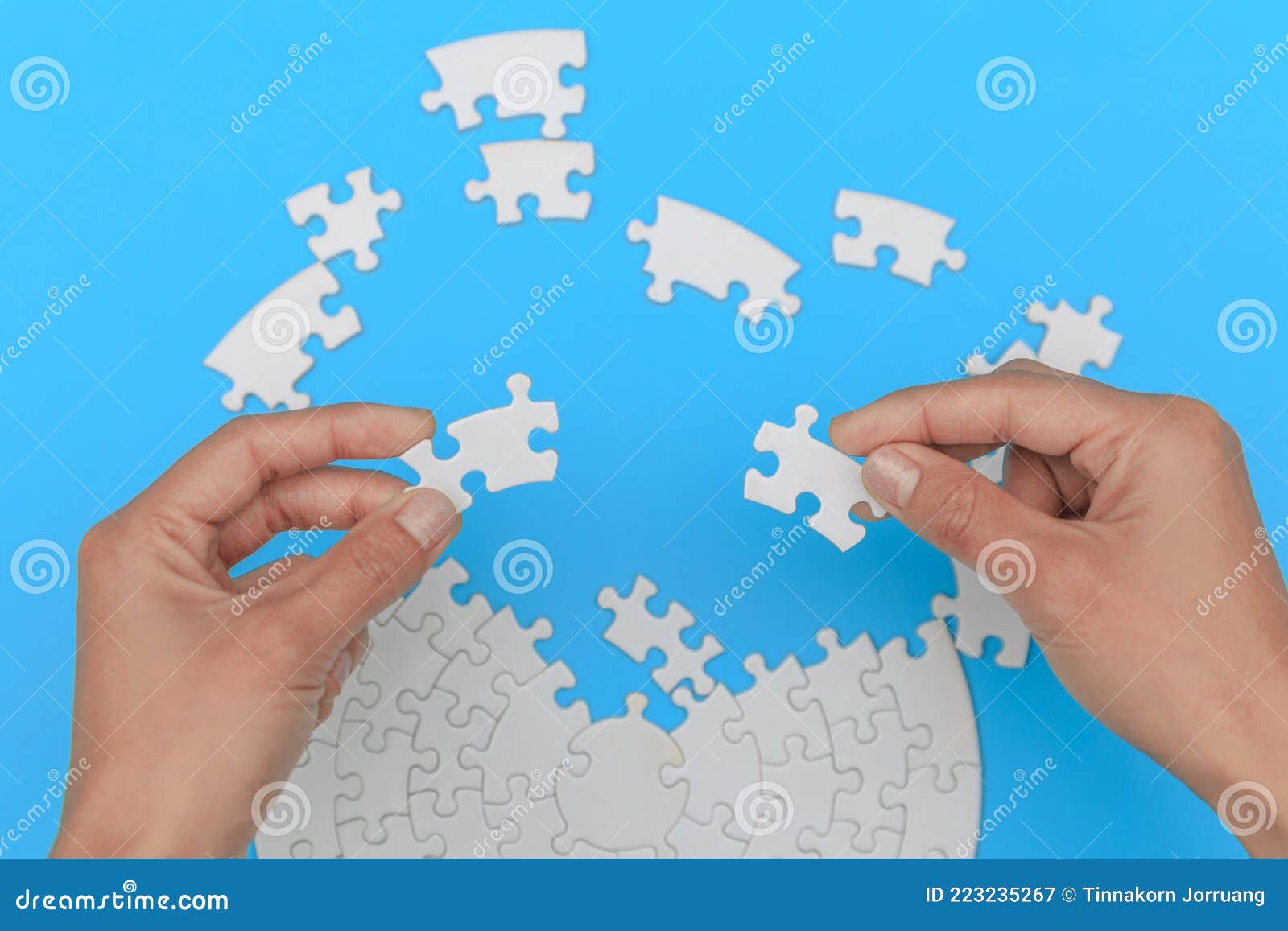 Jigsaw Connection, Jigsaw Puzzle in the Hand of a Businessman, Business ...