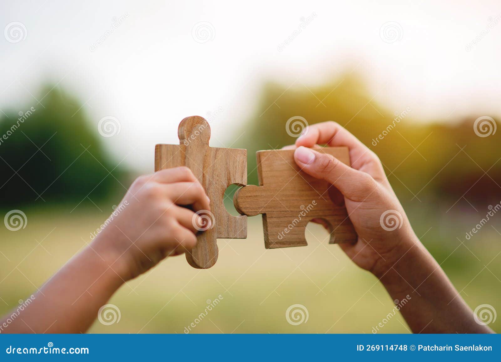Jigsaw and Hands Combine the Power of Unity, Teamwork, Teamwork Stock ...