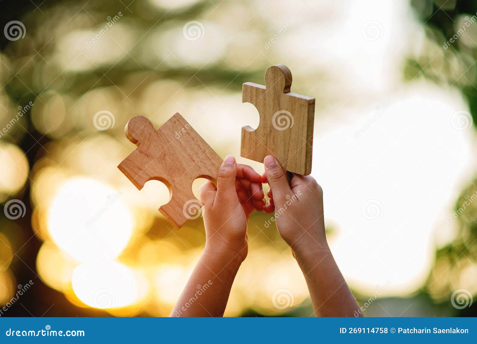 Jigsaw and Hands Combine the Power of Unity, Teamwork, Teamwork Stock ...