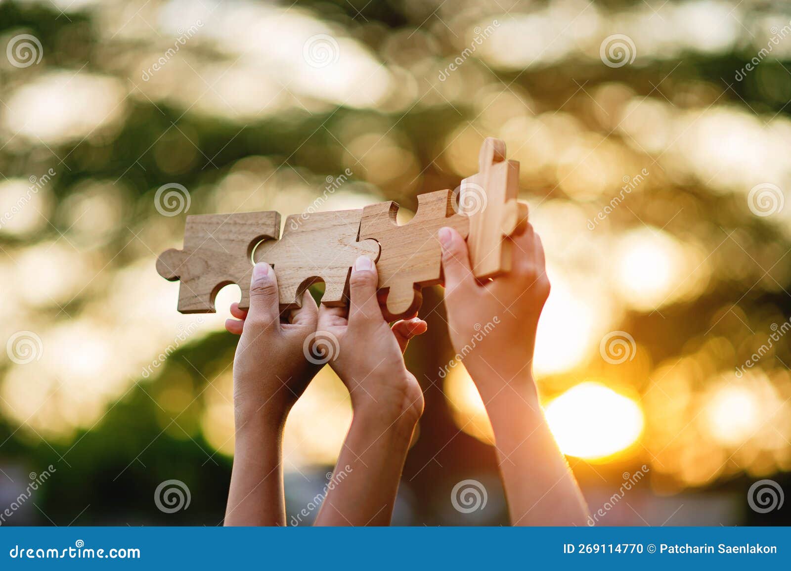 Jigsaw and Hands Combine the Power of Unity, Teamwork, Teamwork Stock ...