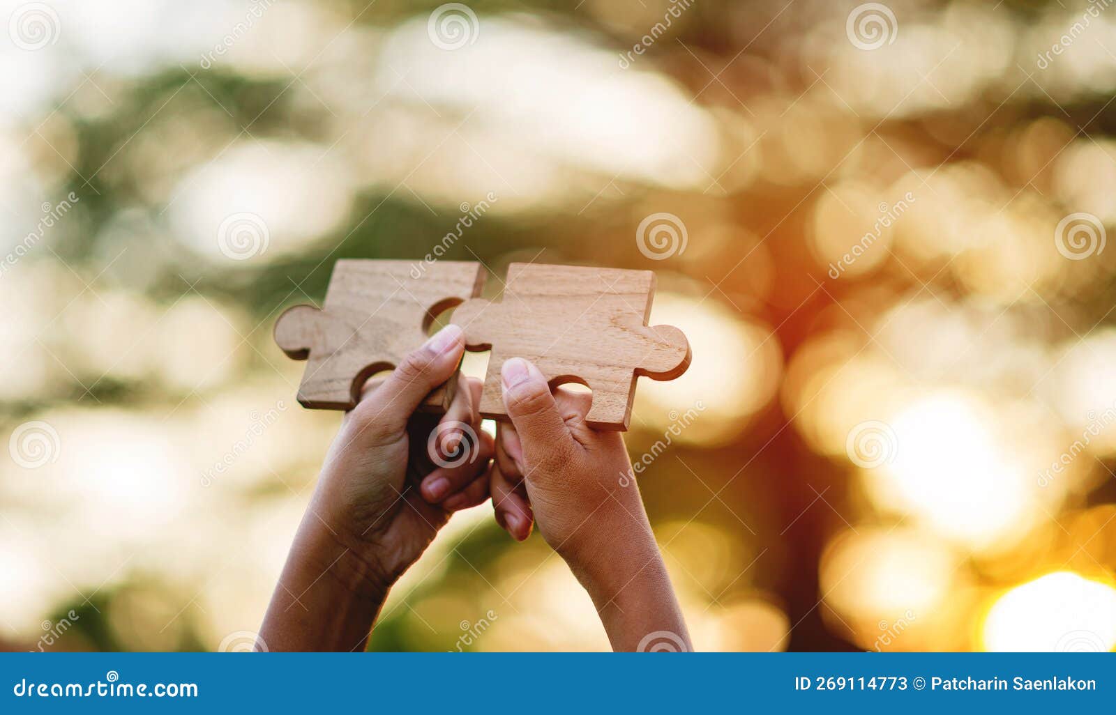 Jigsaw and Hands Combine the Power of Unity, Teamwork, Teamwork Stock ...