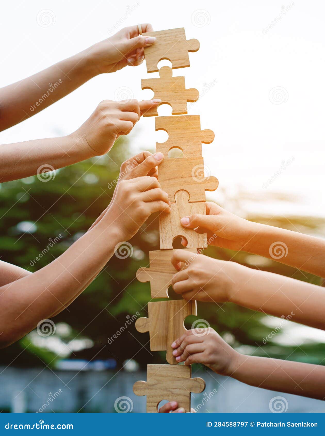 Puzzle in Hand, Teamwork Together Communication Puzzle Piece Teamwork ...