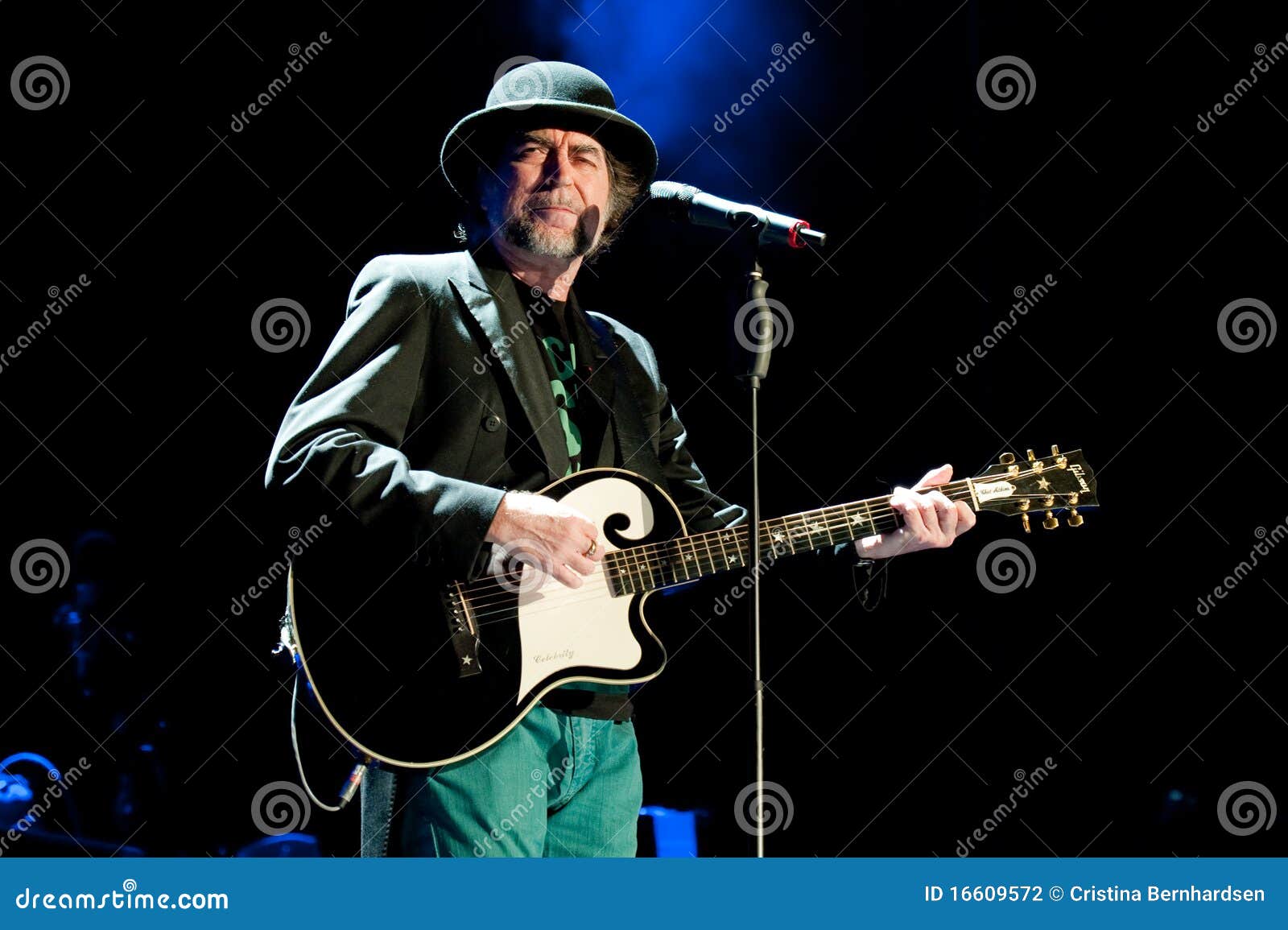 Joaquin Sabina editorial photography. Image of entertainment - 16609572