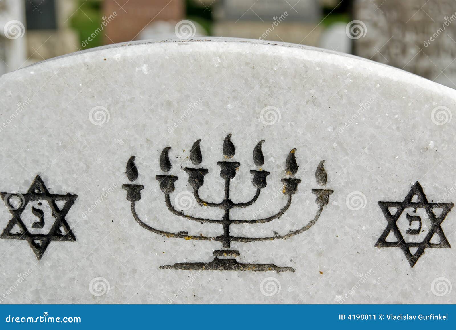 Jodenster en menorah stock afbeelding. Image of obelisk - 4198011