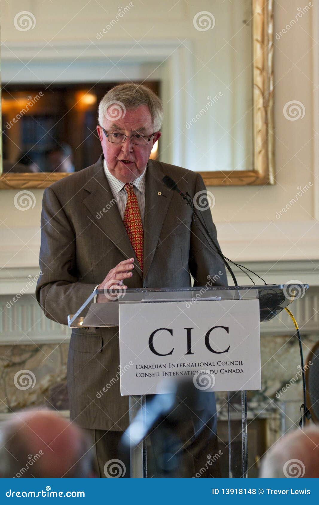 Joe Clark Speaks editorial stock photo. Image of minister - 13918148
