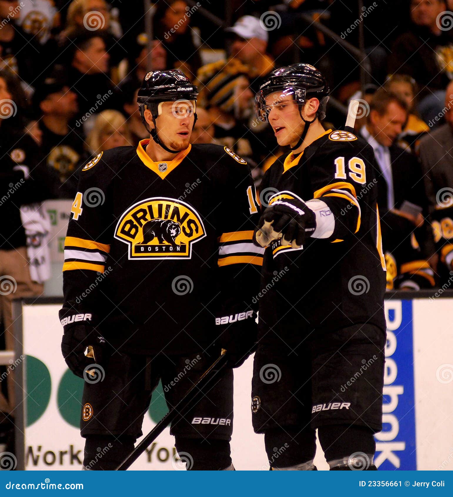 Joe Corvo E Tyler Seguin Boston Bruins Foto Editorial - Imagem de ...
