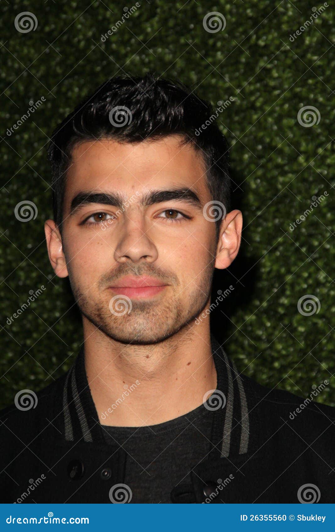 Joe Jonas editorial image. Image of black, peapod, 021011 - 26355560