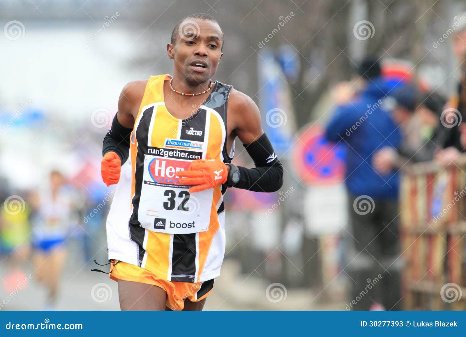 Joel Mwangi Maina - Prague Half Marathon 2013 Editorial Stock Photo ...