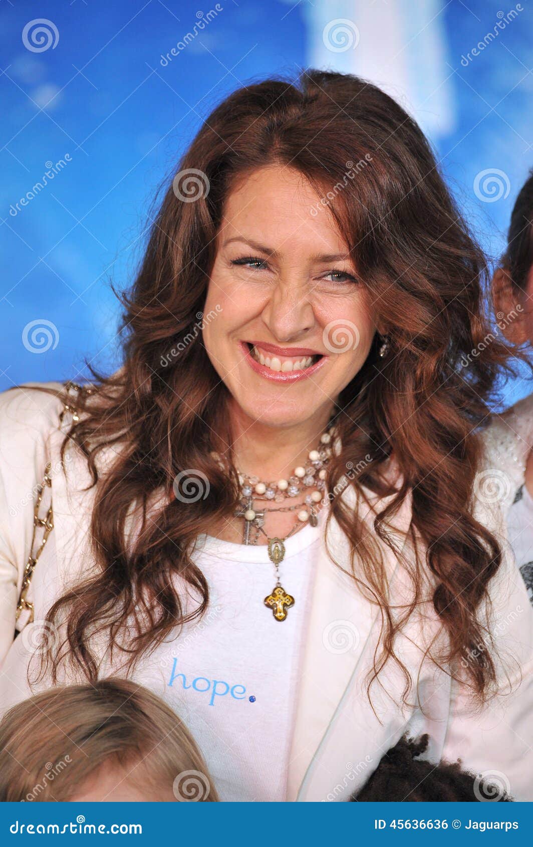 Joely Fisher redaktionelles foto. Bild von kruzifix, halb - 45636636