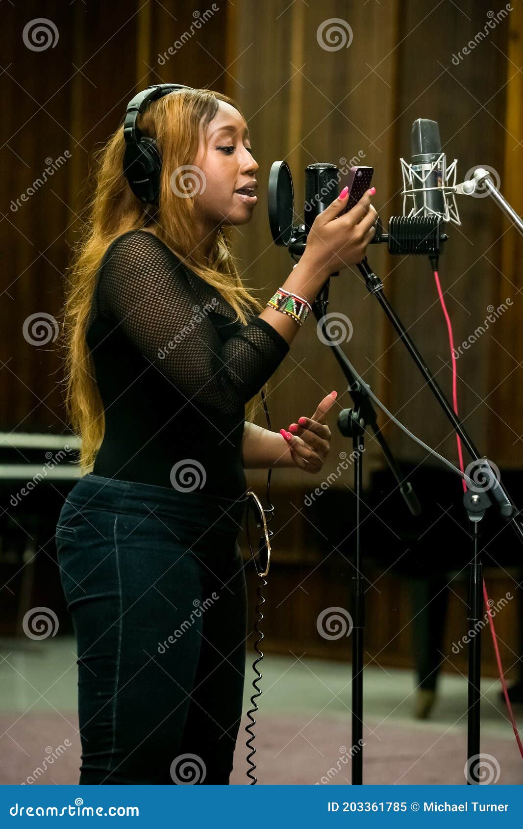 African Artist Vusi Nova, South Africa Singing In A SABC Recording ... African Artist Vusi Nova, South Africa Singing In A SABC Recording ...