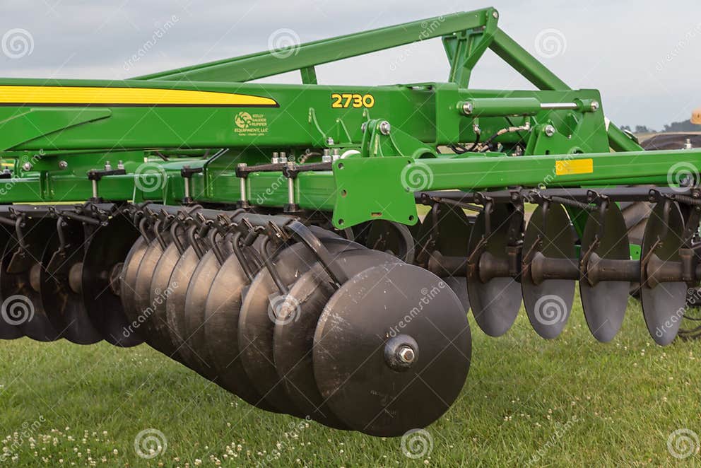 John Deere Disc Ripper Model 2730 Editorial Photo - Image of modern ...