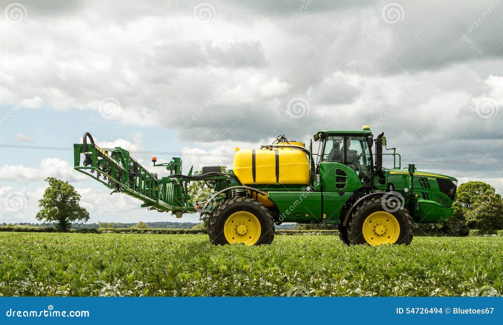 John Deere Sprayer Spraying in Bean Field Editorial Stock Image - Image ...