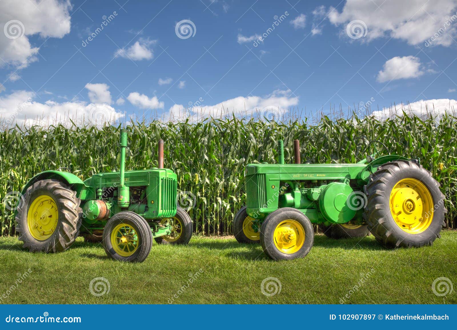 John Deere Tractors Verde Antigo Fotografia Editorial - Imagem de rodas ...