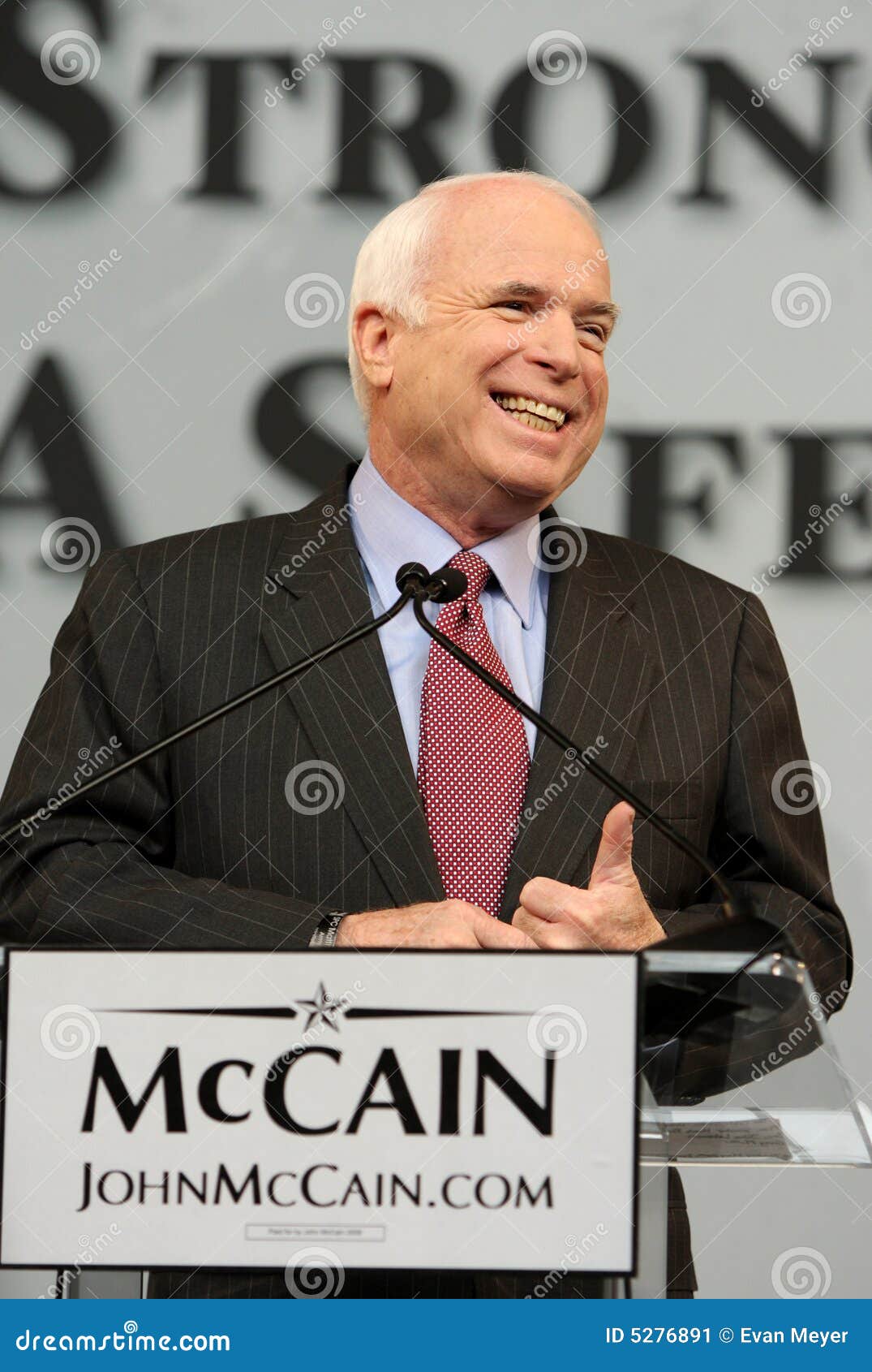 John McCain Laughs during Speech in Den Editorial Photo - Image of ...