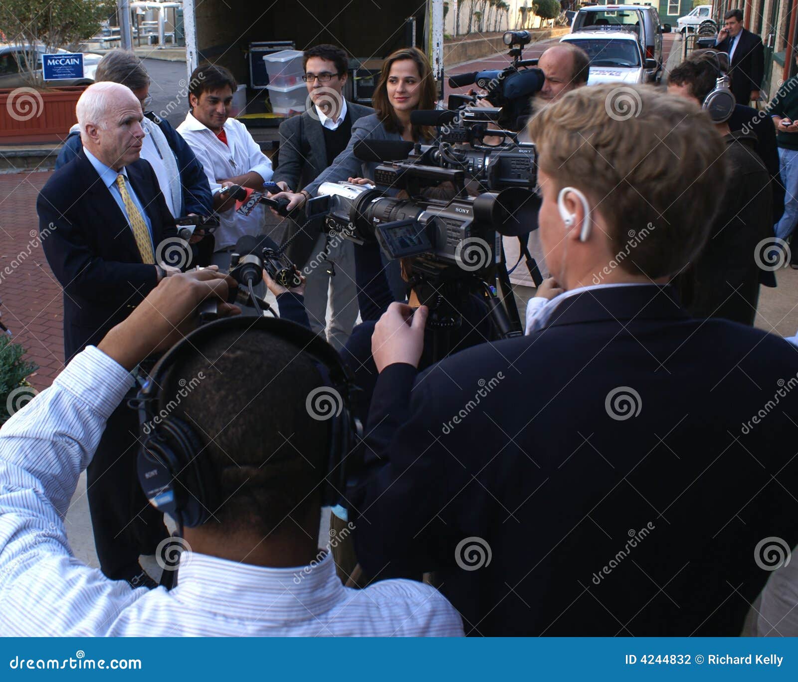 377 Talking To Local Stock Photos - Free & Royalty-Free Stock Photos ...