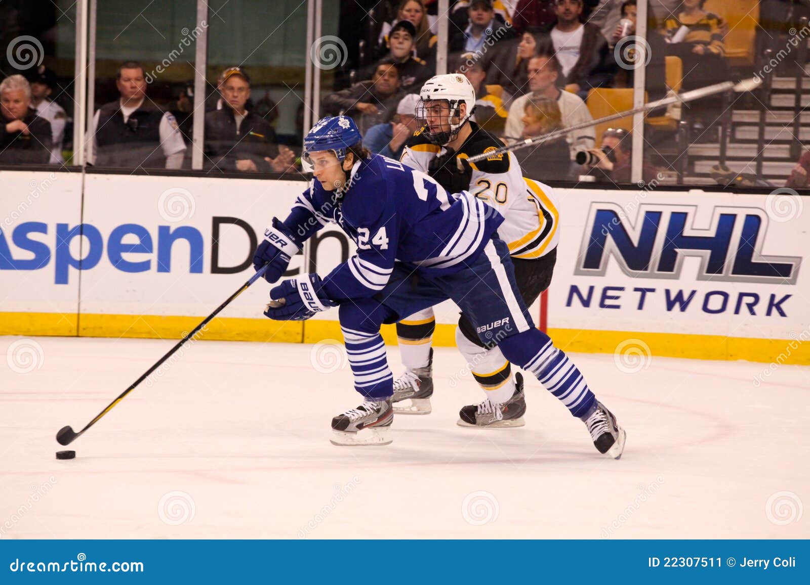 John-Michael Liles Toronto Maple Leafs Editorial Photo - Image of ...