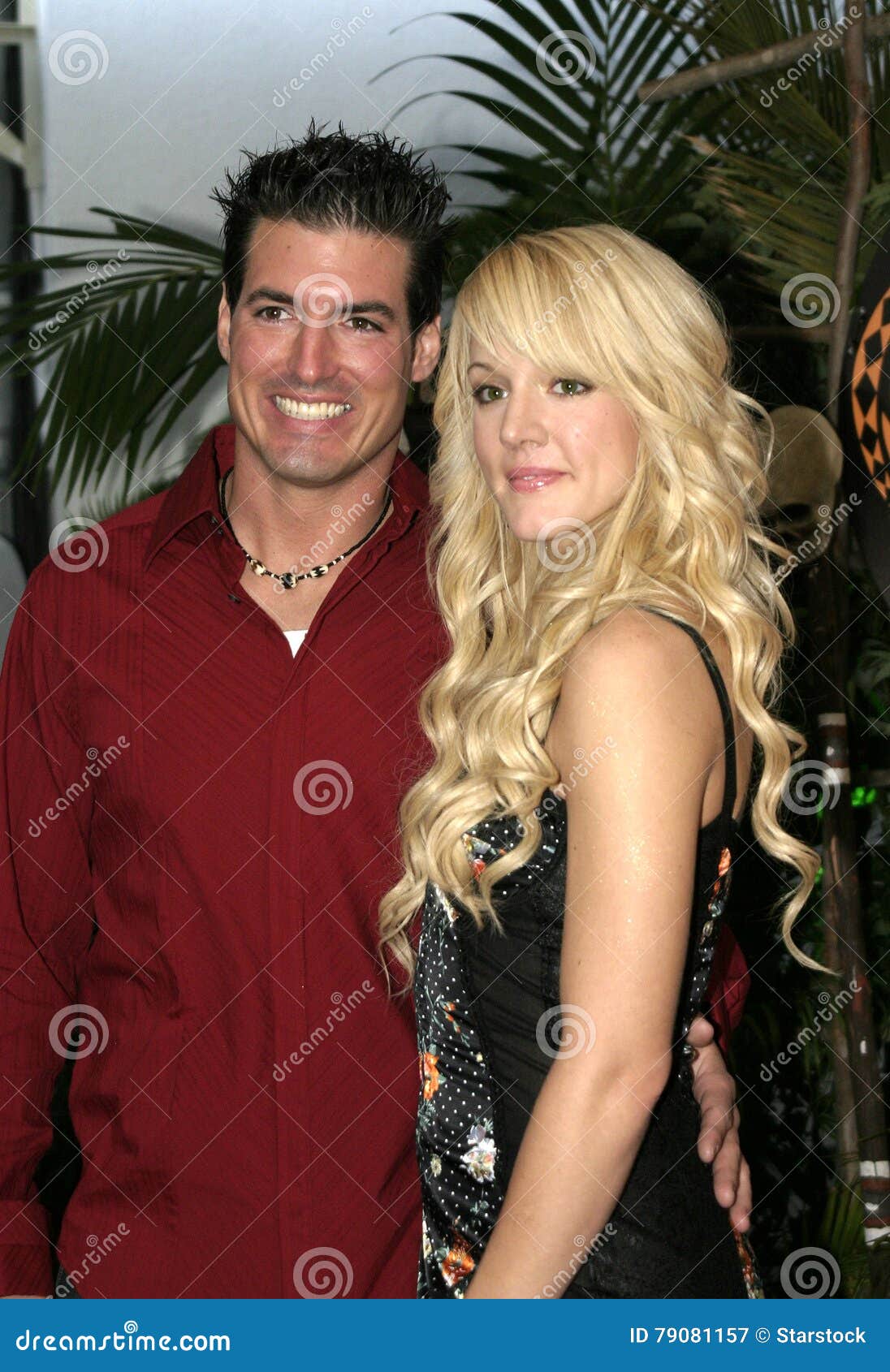 John Palyok et Dolly Neely photographie éditorial. Image du directeur ...