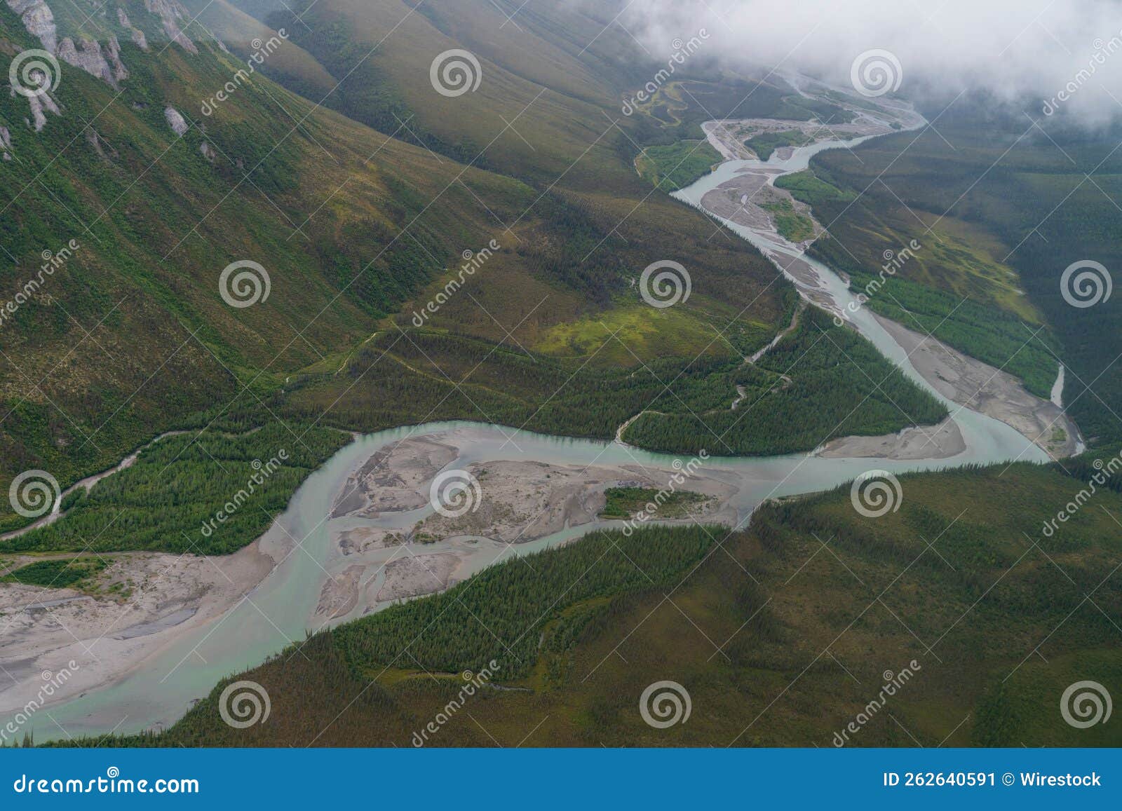 John River at the Gates of the Arctic National Park in the Brooks Range ...