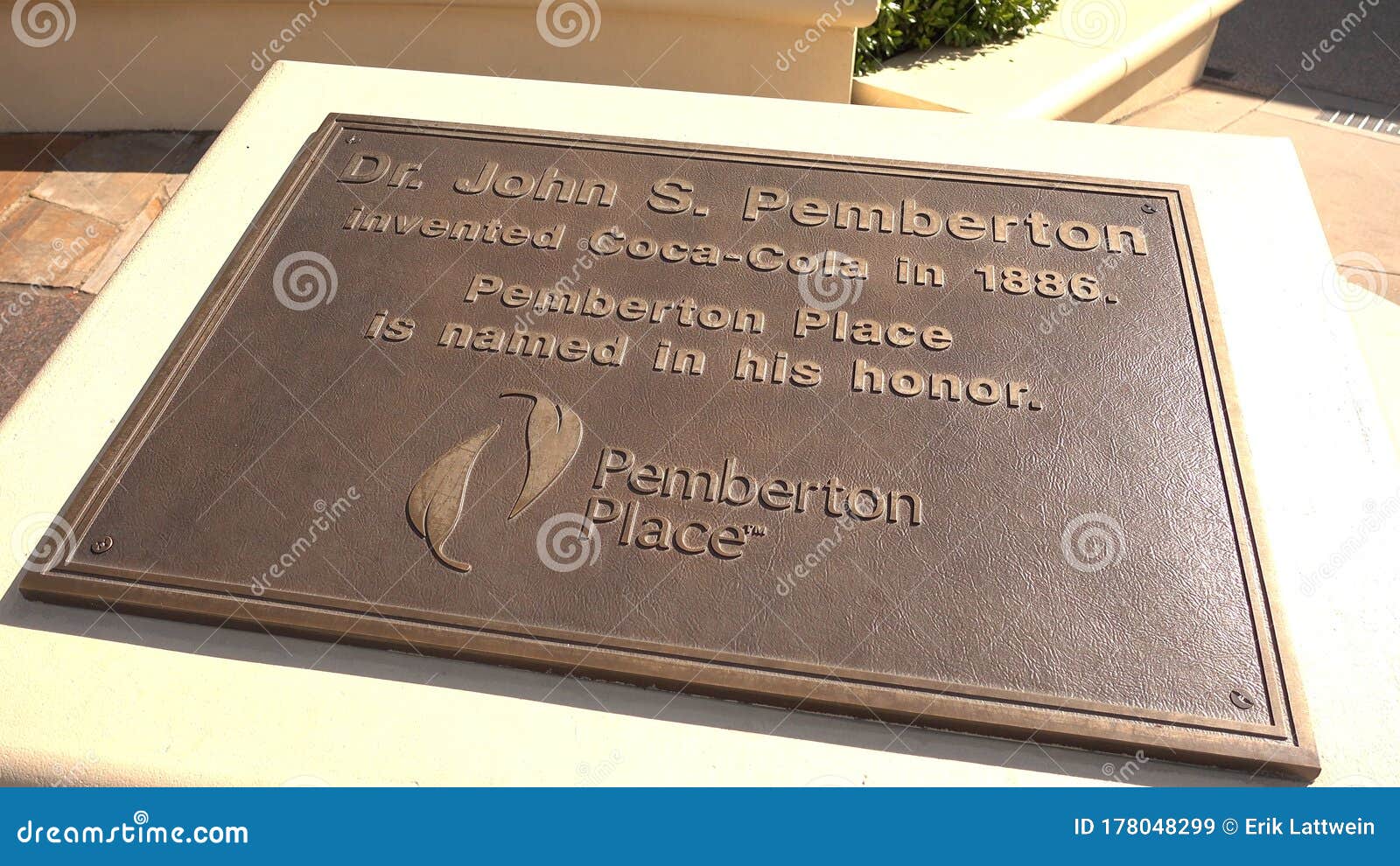 John S Pemberton Statue - Founder of Coca Cola at Coca-Cola World ... John S Pemberton Statue - Founder of Coca Cola at Coca-Cola World ...