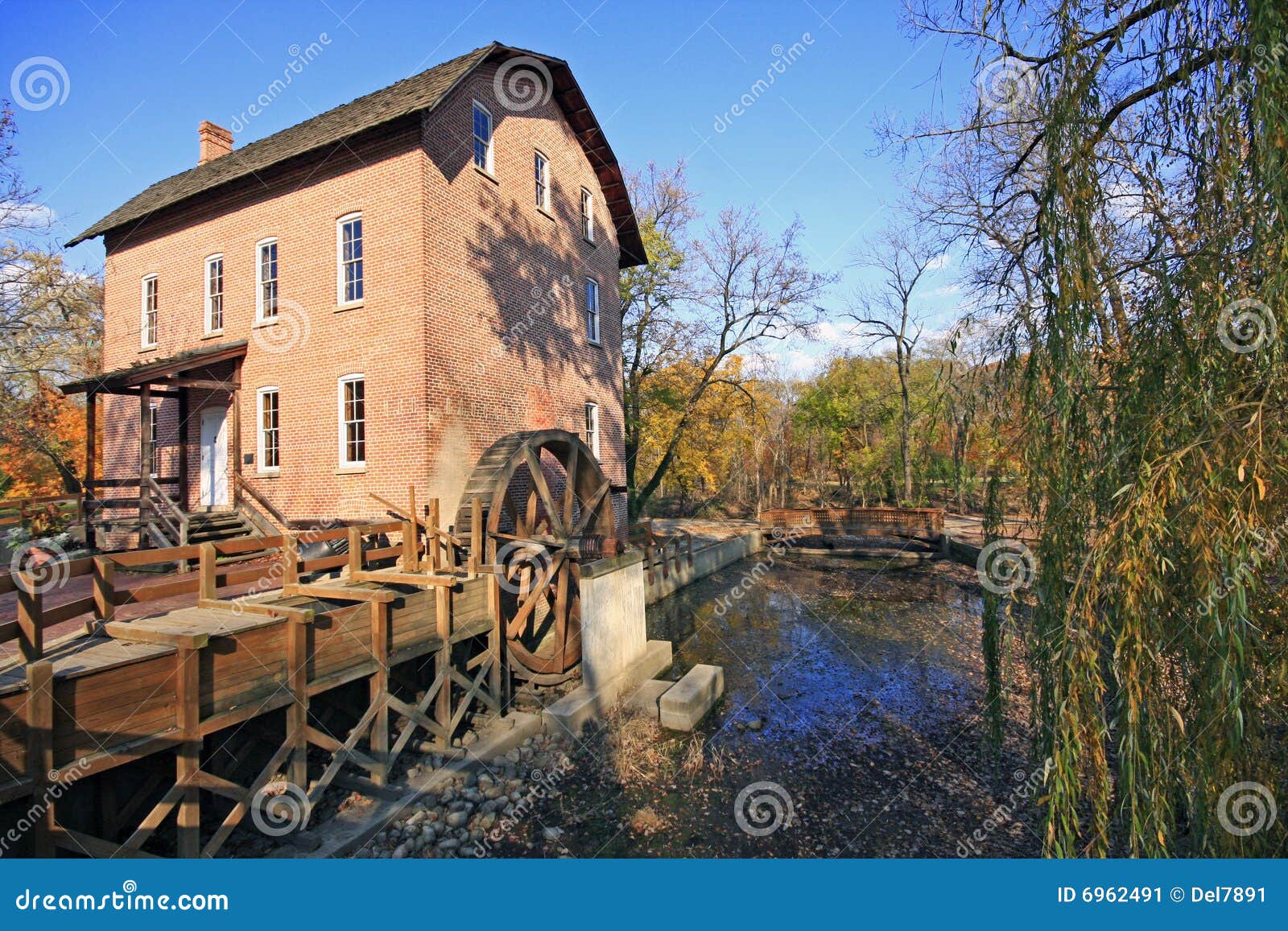 John Wood Grist Mill in the Fall Stock Image - Image of indiana, deep ...