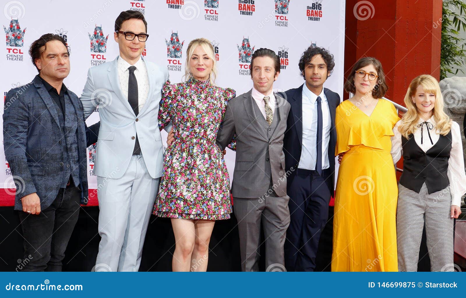 Johnny Galecki Jim Parsons Kaley Cuoco Simon Helberg Kunal Nayyar
