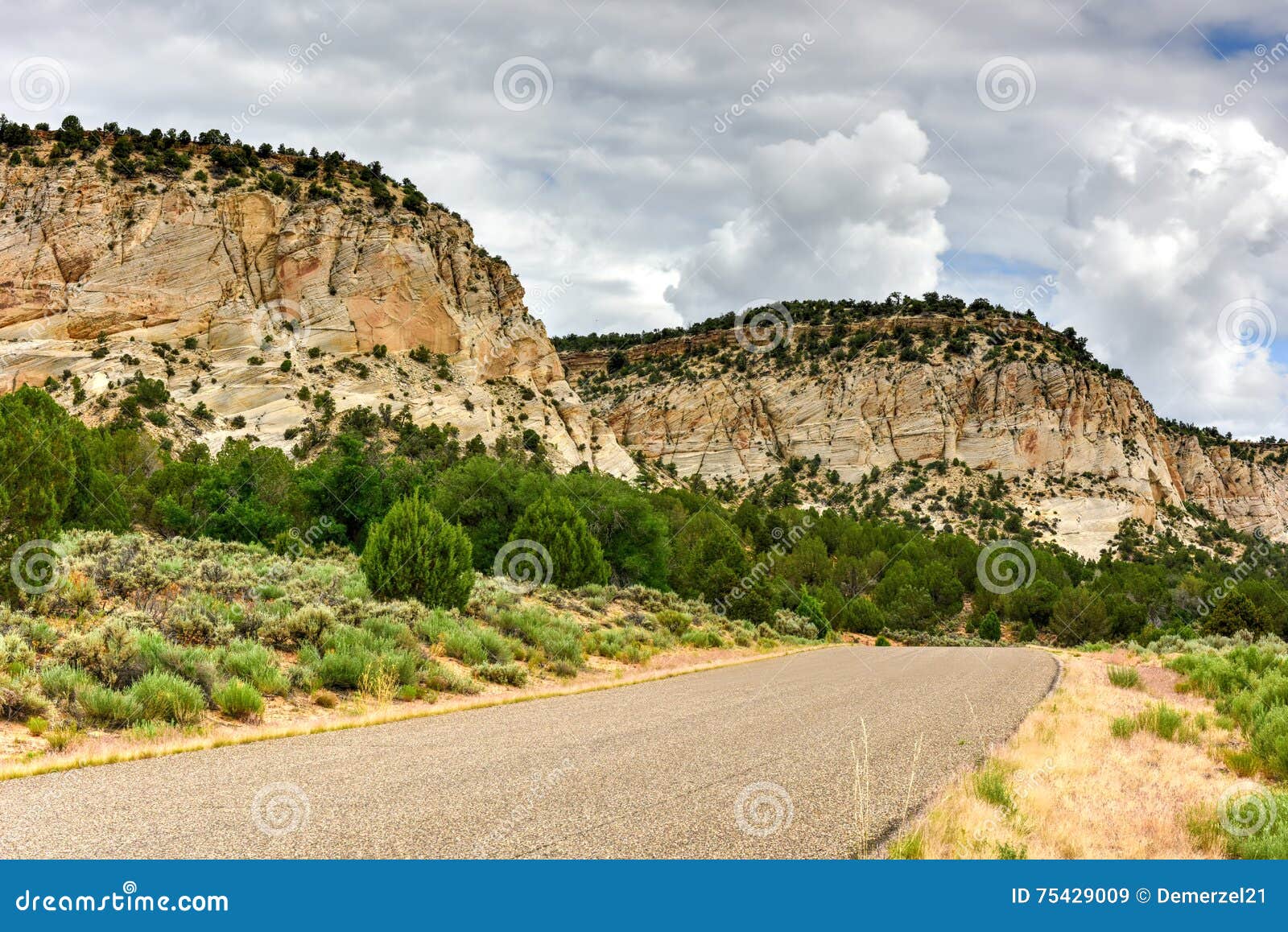 Johnson Canyon Road - Utah stock image. Image of amazing - 75429009
