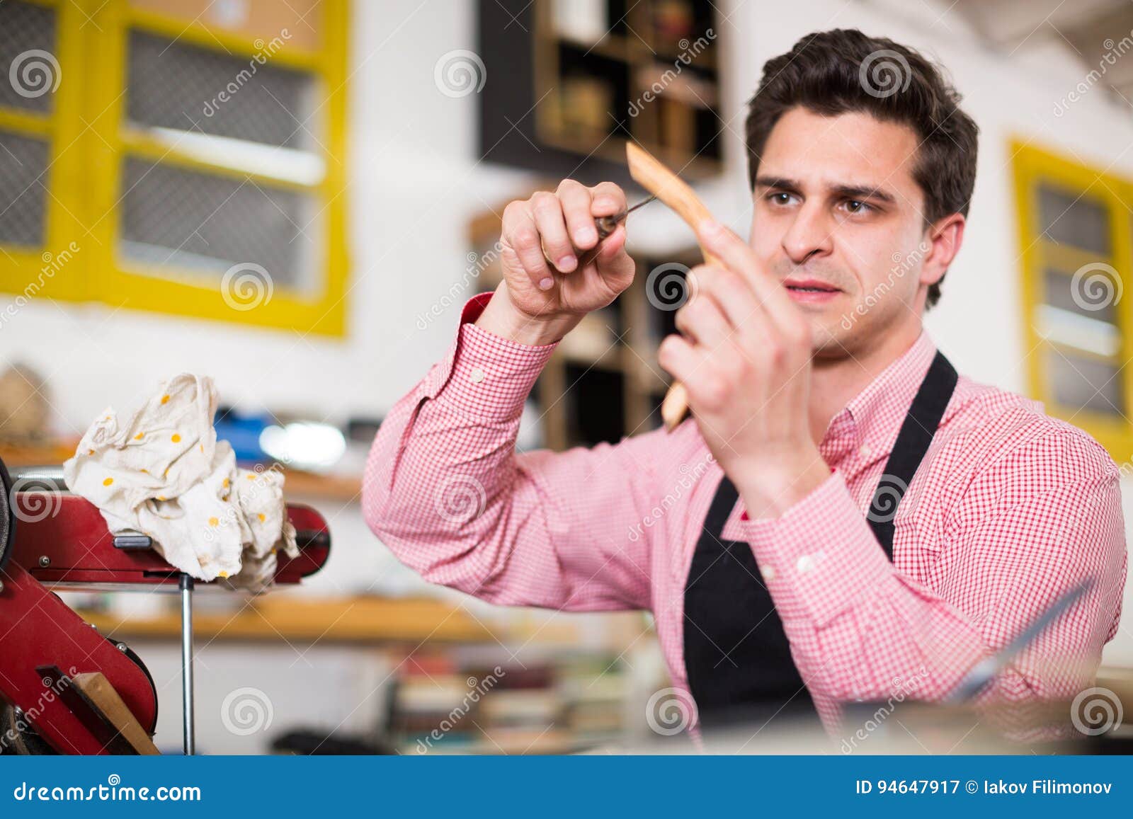 Joiner working in workshop stock image. Image of manual - 94647917