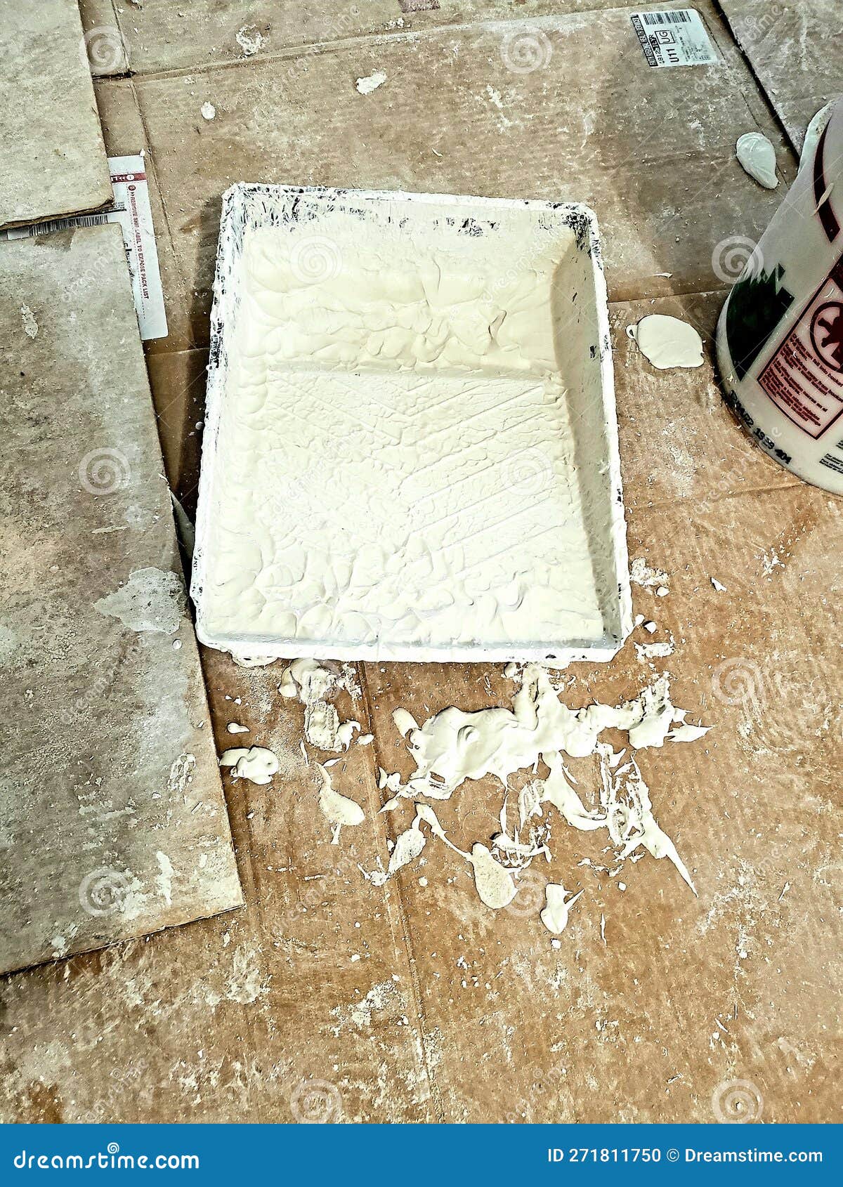 Joint Compound Mess during Ceiling Texturing. Floor Covering To Protect ...