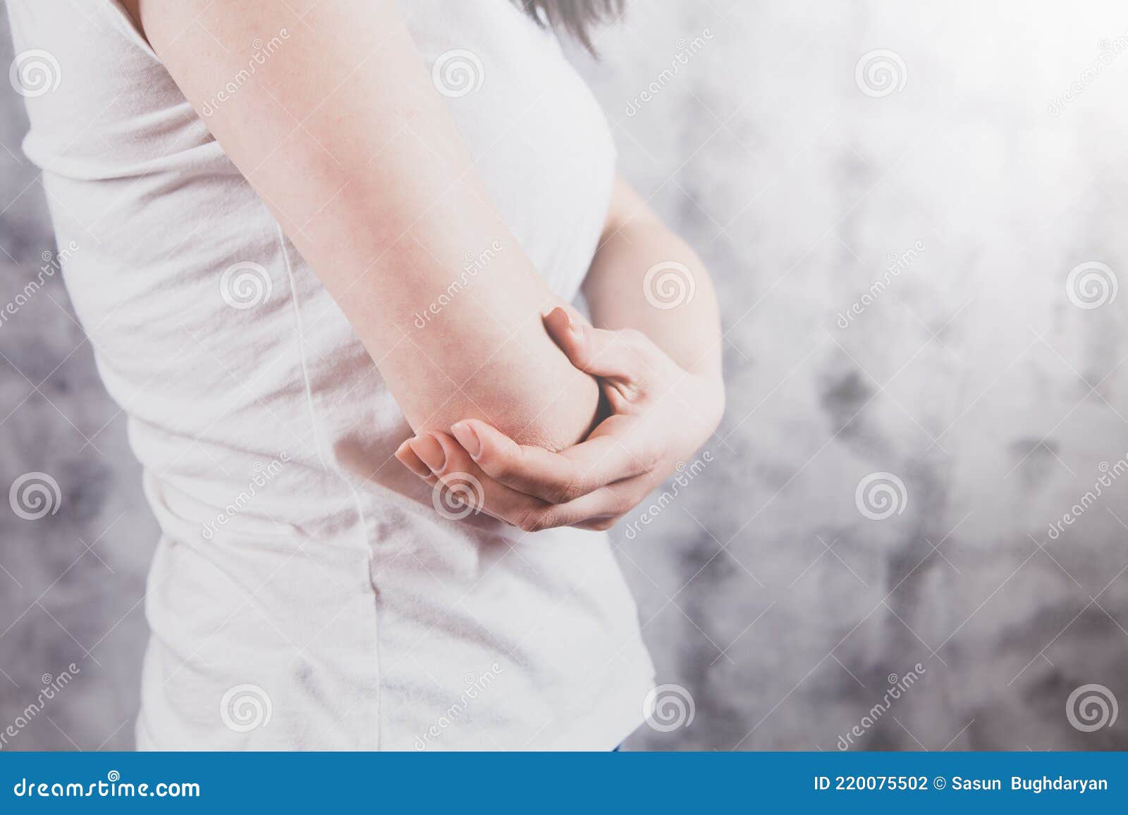 Joint Injuries,. Spasm On The Girl`s Arm Royalty-Free Stock Photo ...