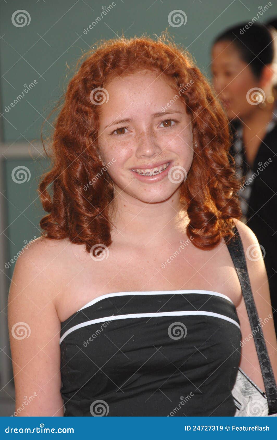 Jolean Wejbe editorial stock image. Image of june, season - 24727319