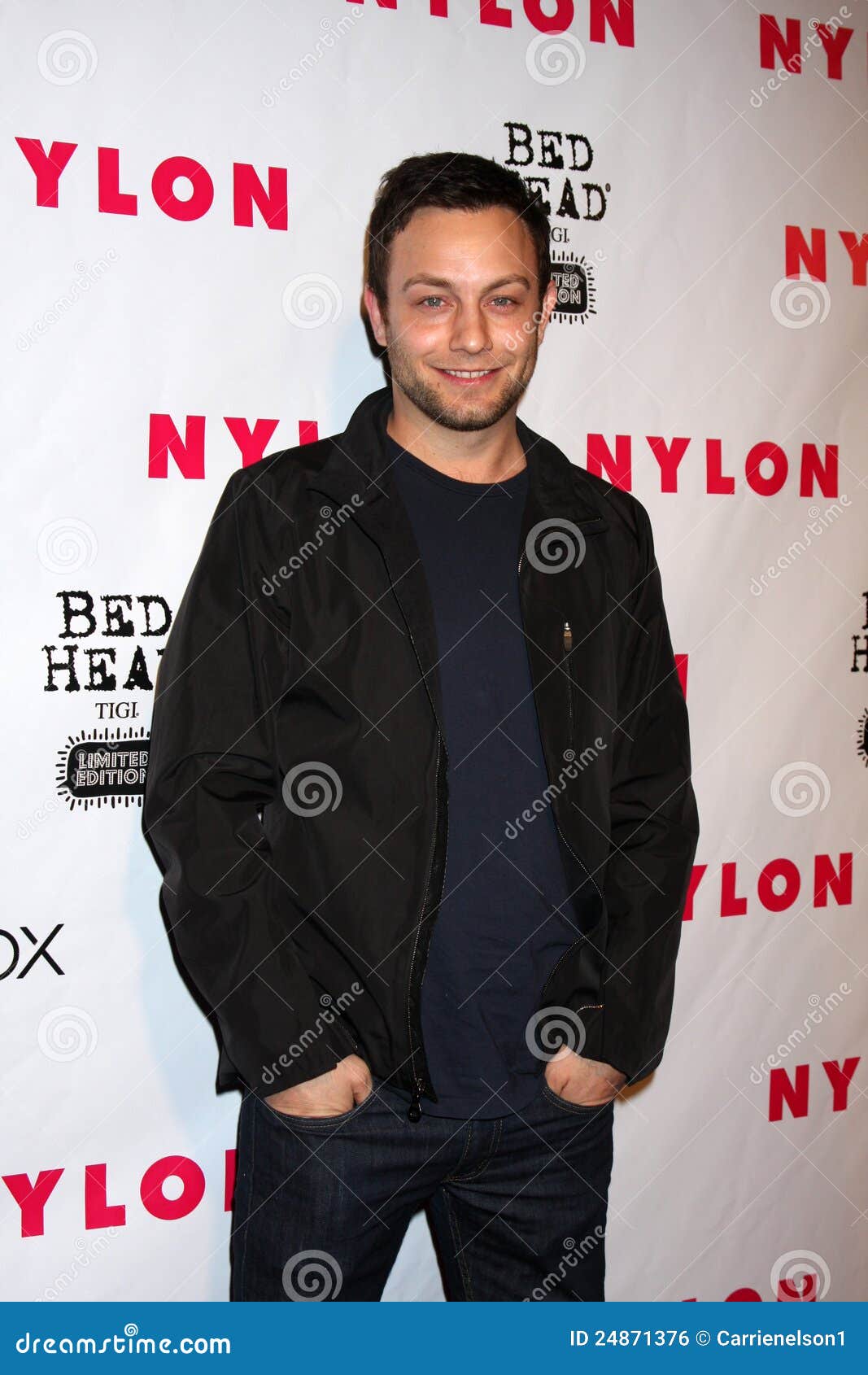 Jonathan Sadowski editorial photo. Image of smashbox - 24871376