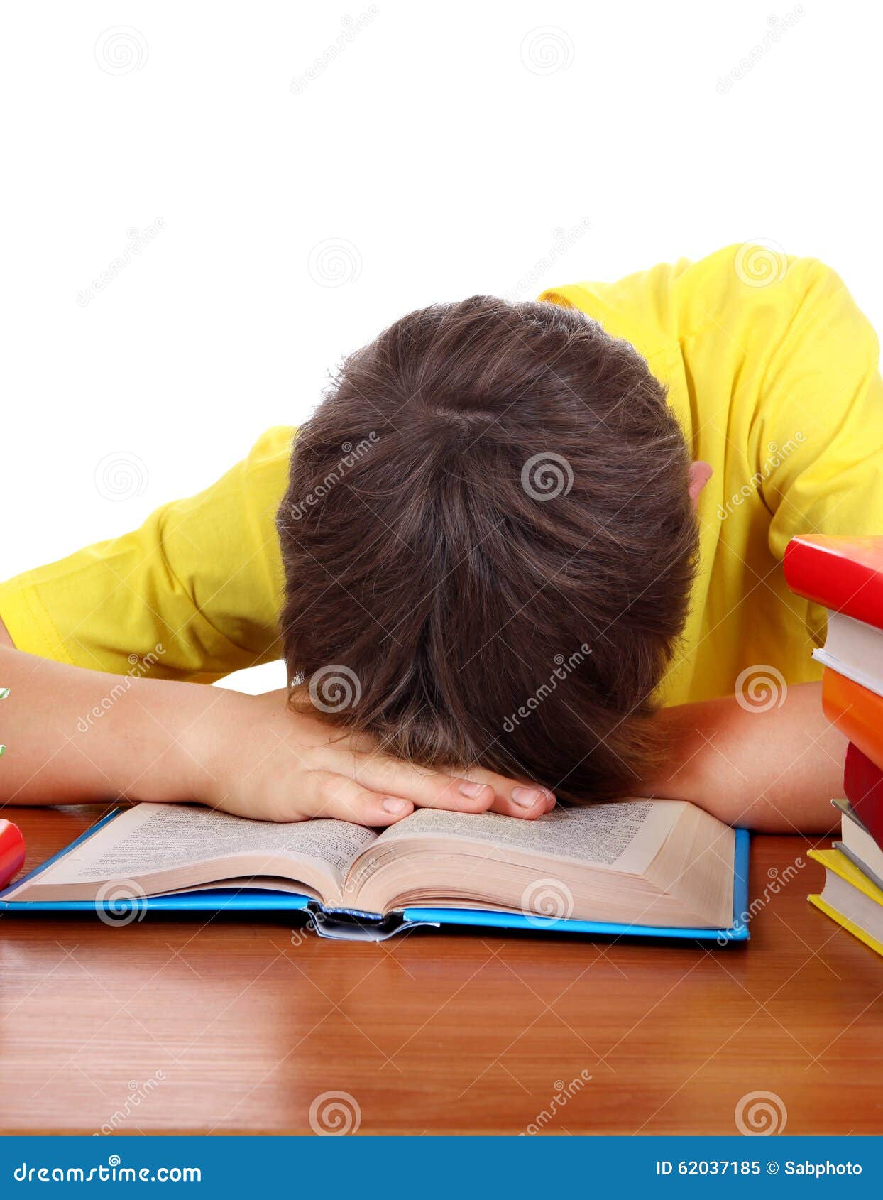 Jong Geitjeslaap Op De Schoolbank Stock Afbeelding - Image of gezicht ...