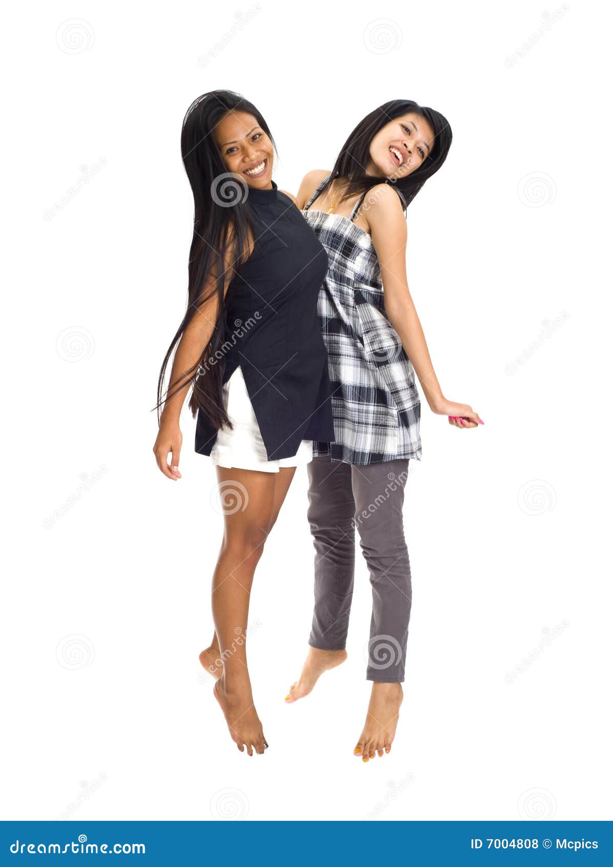 Jonge Aziaten Die Voor Vreugde Springen Stock Foto - Image of lucht ...