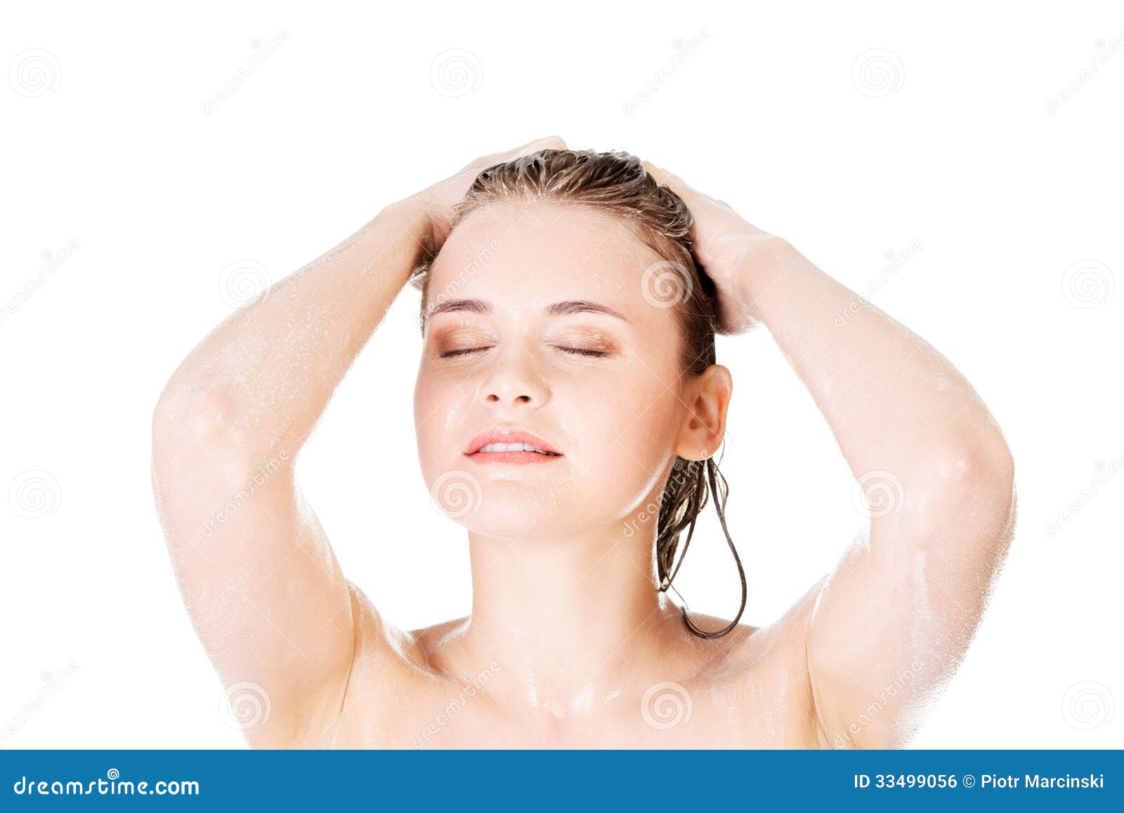 Jonge Geschikte Vrouw in Douche Stock Foto - Image of zwemmen, schoon ...